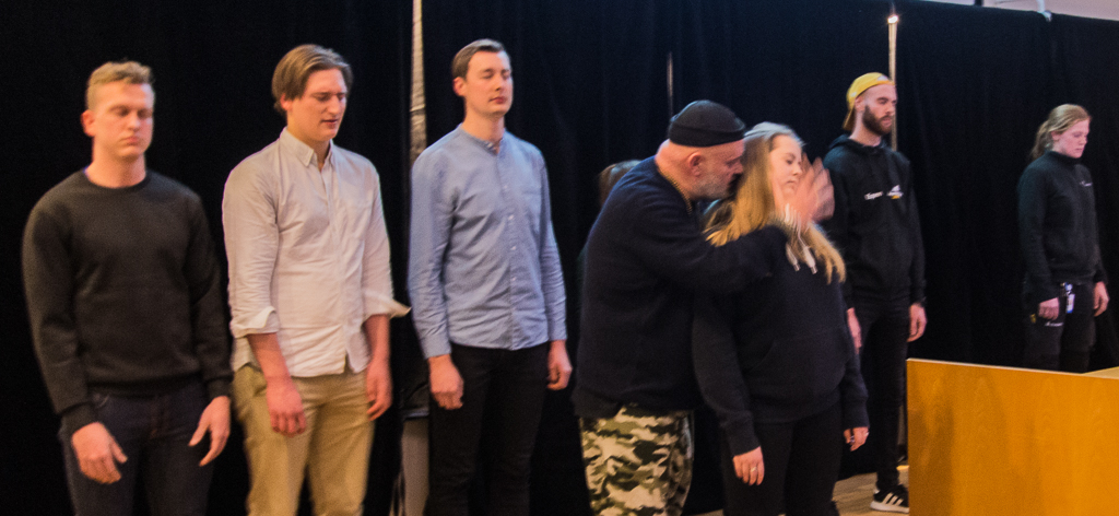 Lot seg hypnotisere av Torgrim Holte | HiMoldes uavhengige avis